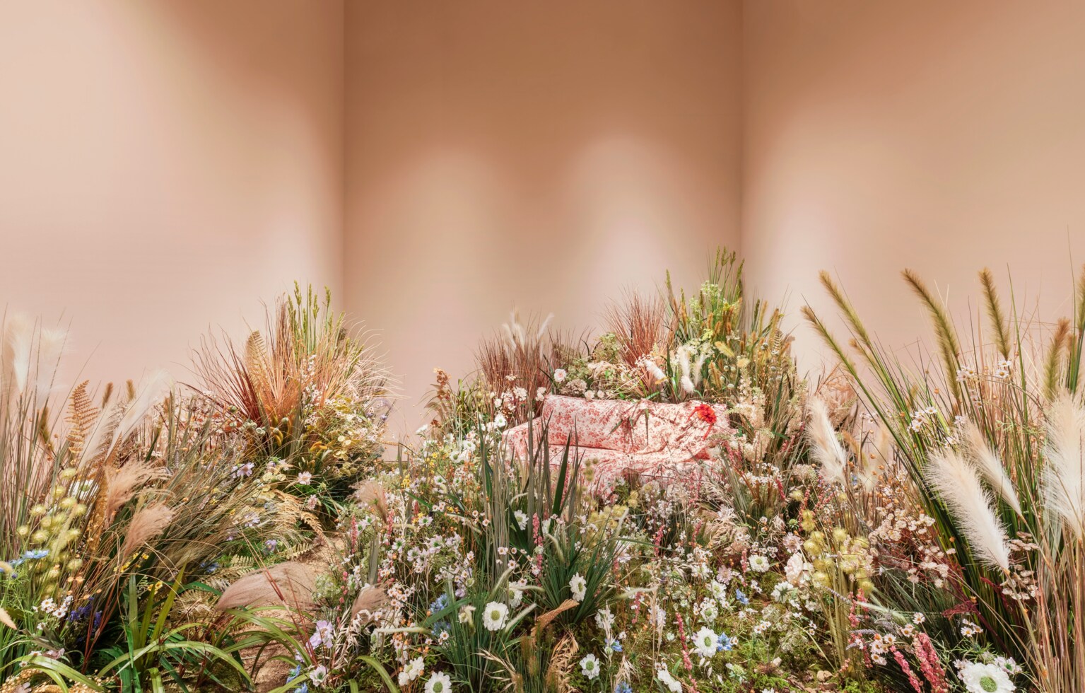 Inside the New Gucci Garden Archetypes Exhibition Celebrating the Brand ...
