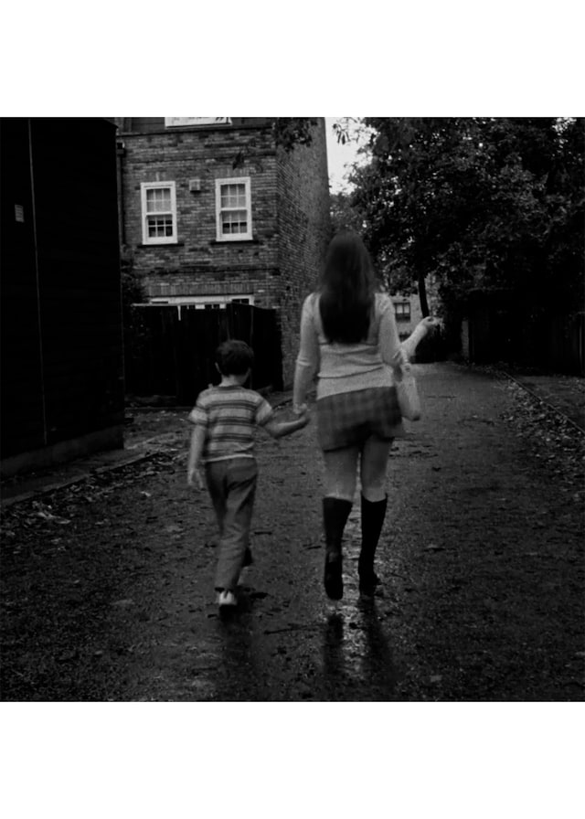 Deuxième volet de #GucciAbsoluteBeginners présentant les débuts en tant ...