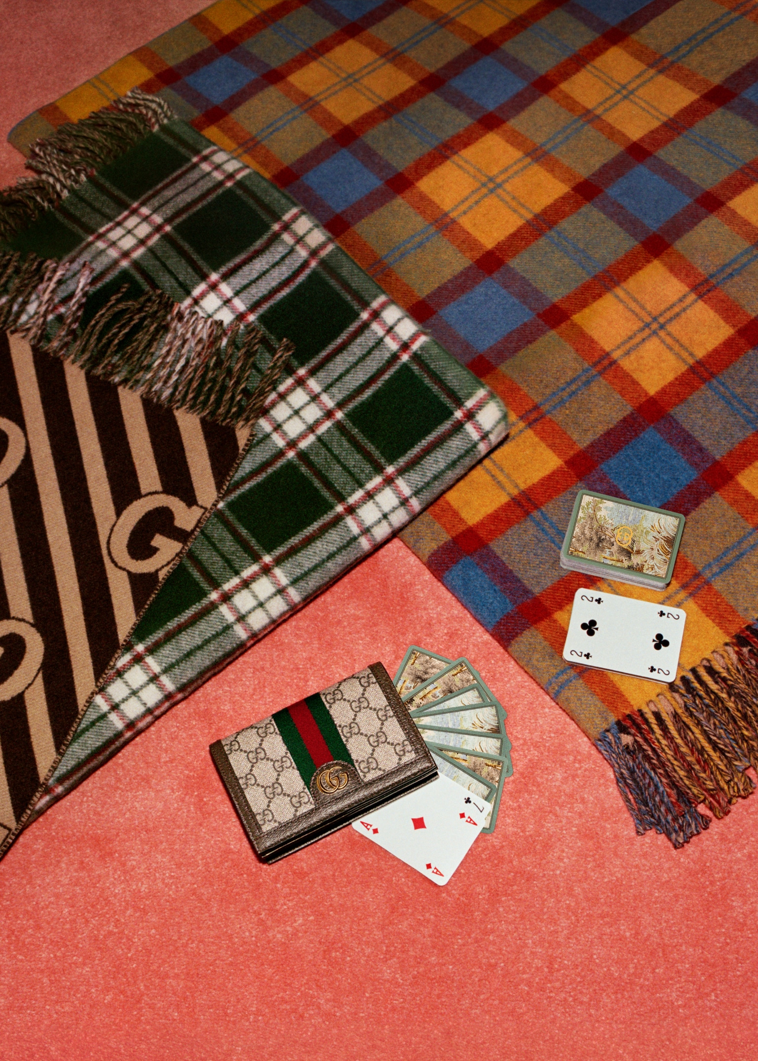 Gucci Gift: A journey into four distinctive worlds. - Gucci Stories