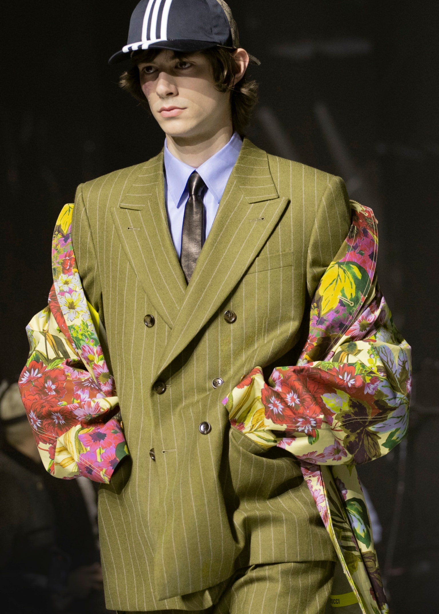 Take a closer look at the details from the Exquisite Gucci fashion show ...