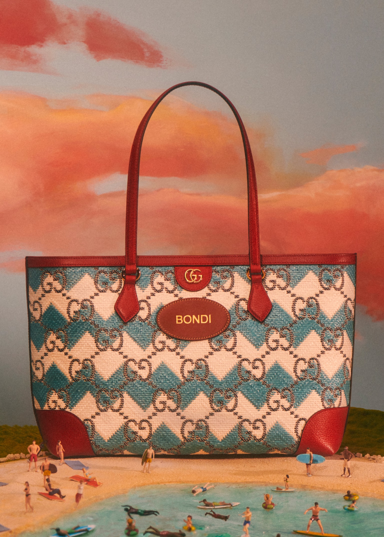 In the Gucci Resort Collection, the House presents an ode to the ...