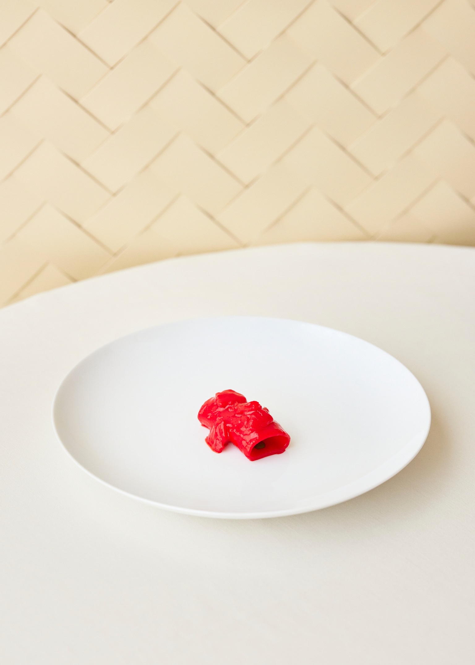 Discover the dishes inspired by the personal summer memories of Gucci ...