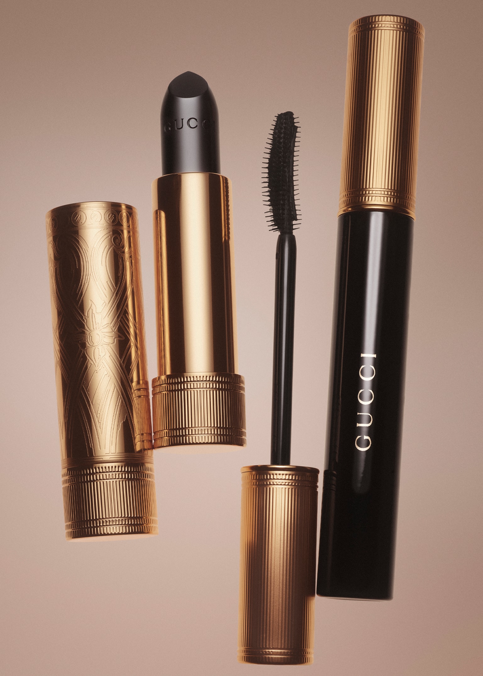 Beauty close-ups from the Gucci: La Famiglia campaign embrace a sense ...