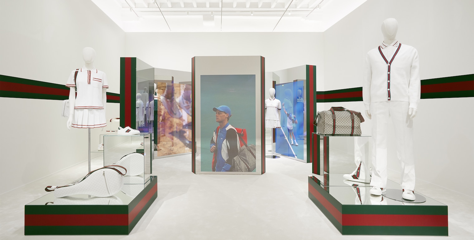 Gucci Visions設起了三個新展廳，以沉浸式展覽形式向大眾展現穿越了品牌創意的百年歷程。 - Gucci品牌故事