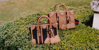 Magnifying the exhibiting potential of the Exquisite Gucci collection ...