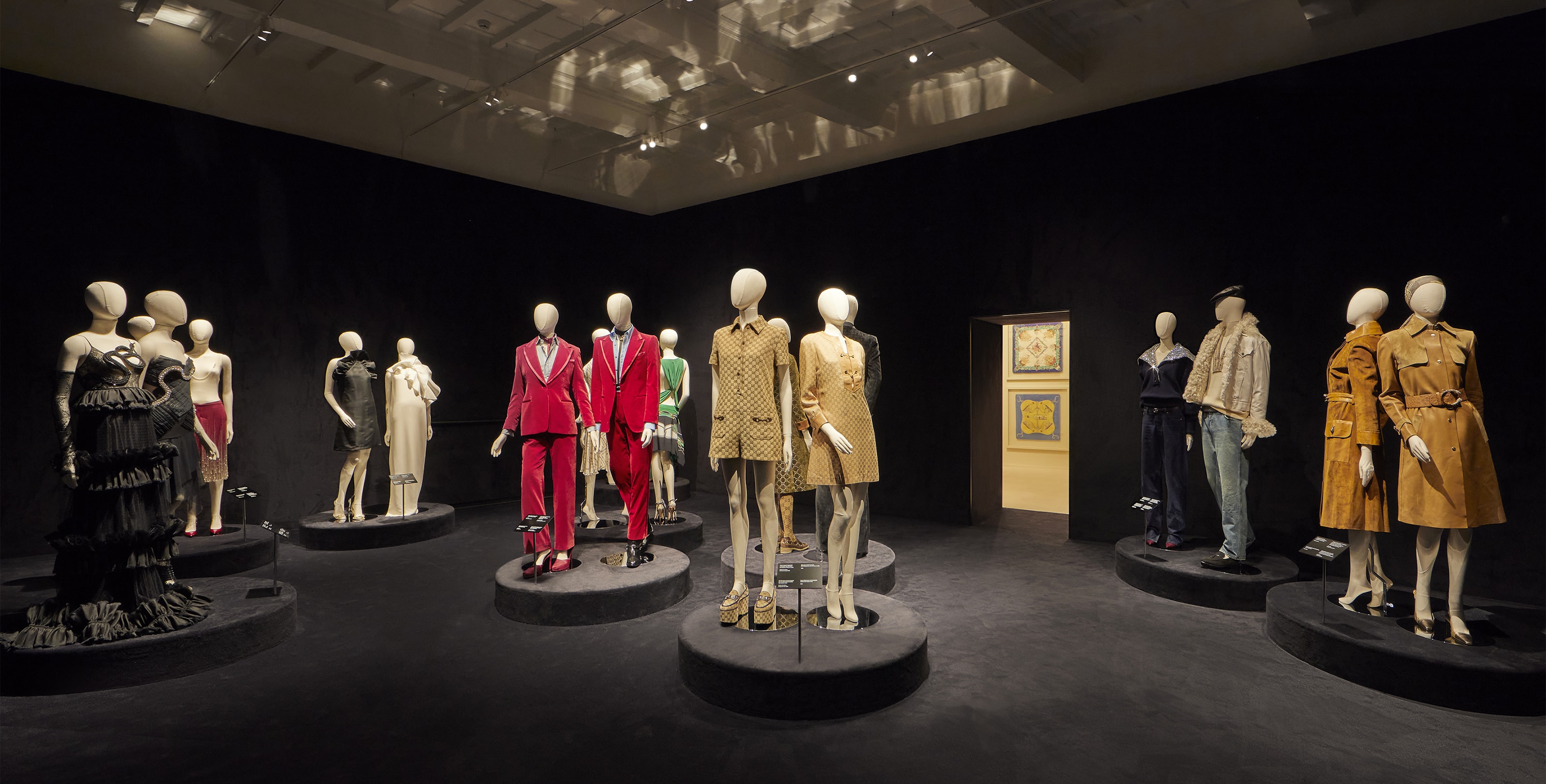 Presentamos tres nuevas salas en Gucci Visions, la exposición inmersiva ...