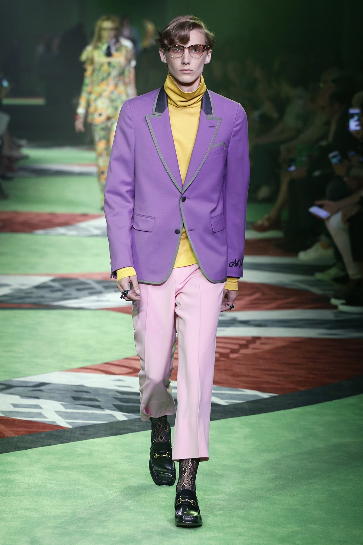 See every look from the Men’s Spring Summer 2017 Runway. - Gucci Stories