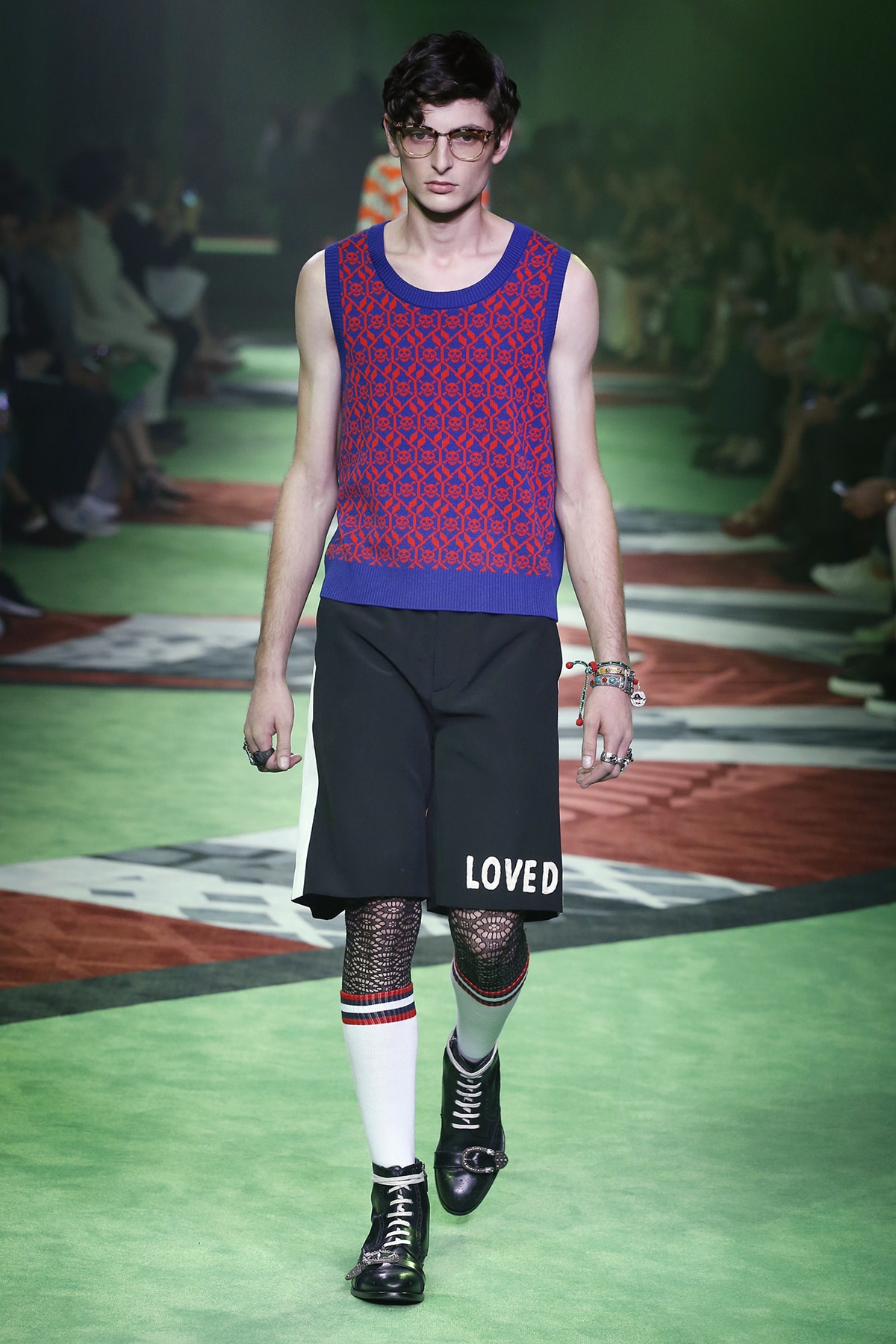 See every look from the Men’s Spring Summer 2017 Runway. - Gucci Stories