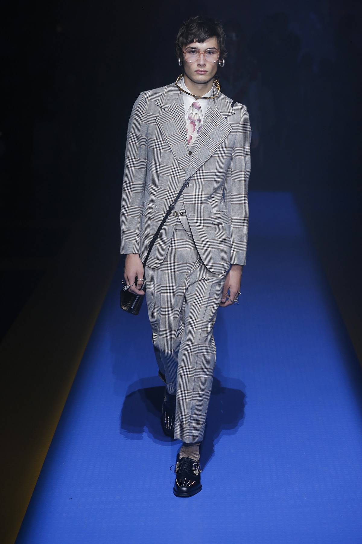 Women's and Men's Spring Summer 2018 runway looks. - Gucci Stories