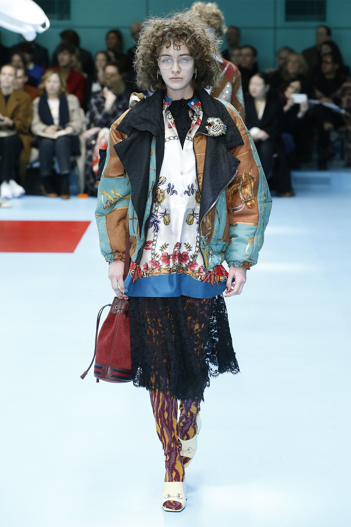 Women's and Men's Fall Winter 2018 runway looks - Gucci Stories