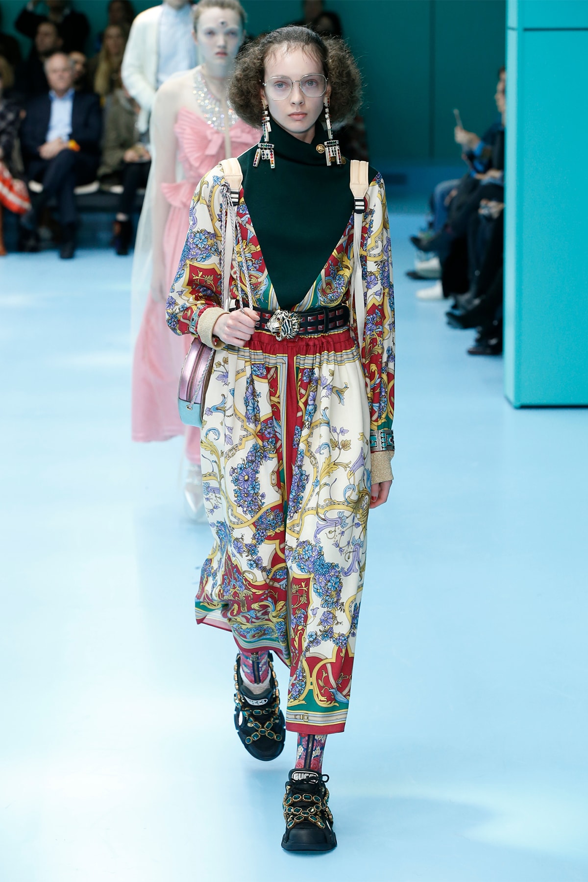 Women's and Men's Fall Winter 2018 runway looks - Gucci Stories