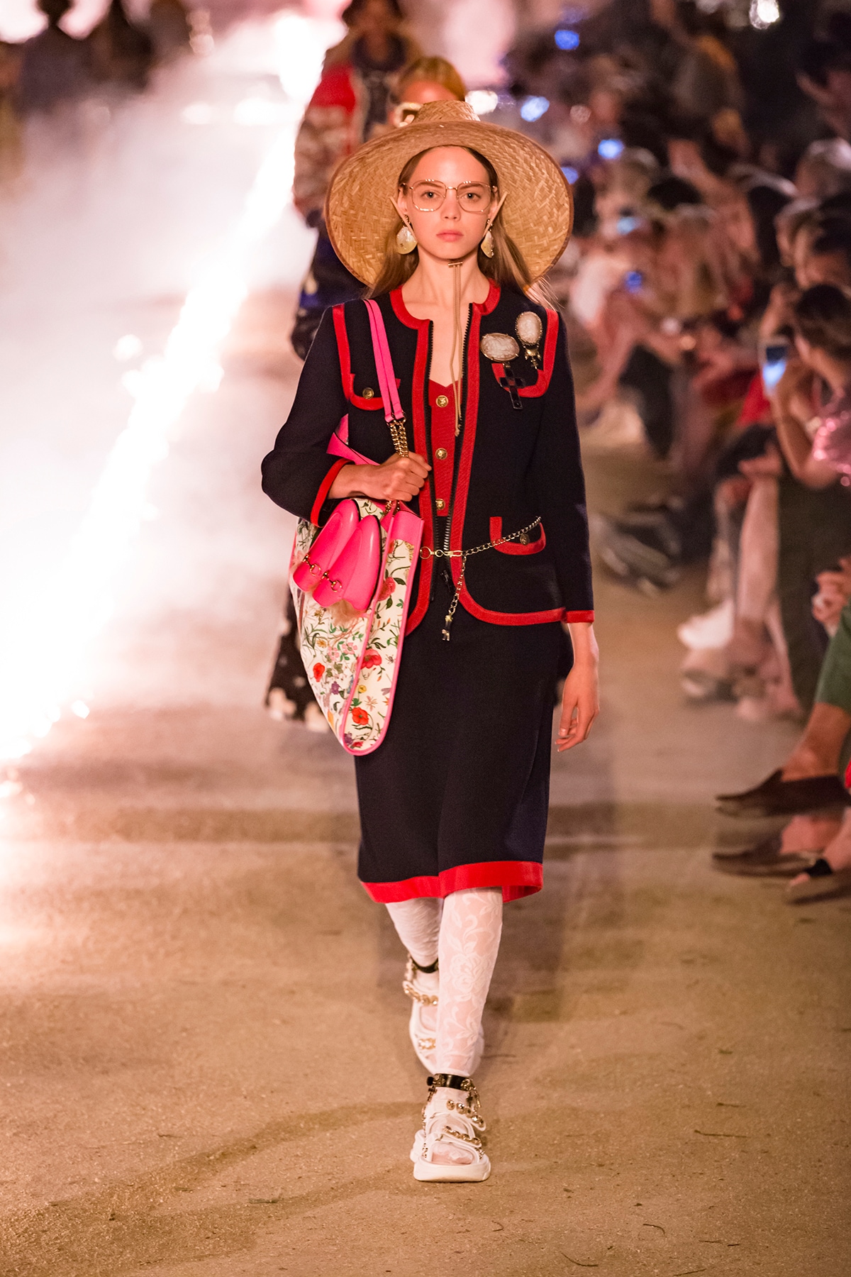 Cruise 2019: todos los looks de hombre y de mujer del desfile - Gucci ...