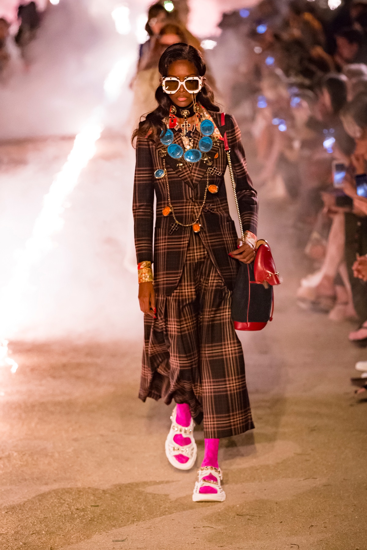 Cruise 2019: the Women's and Men's runway looks. - Gucci Stories
