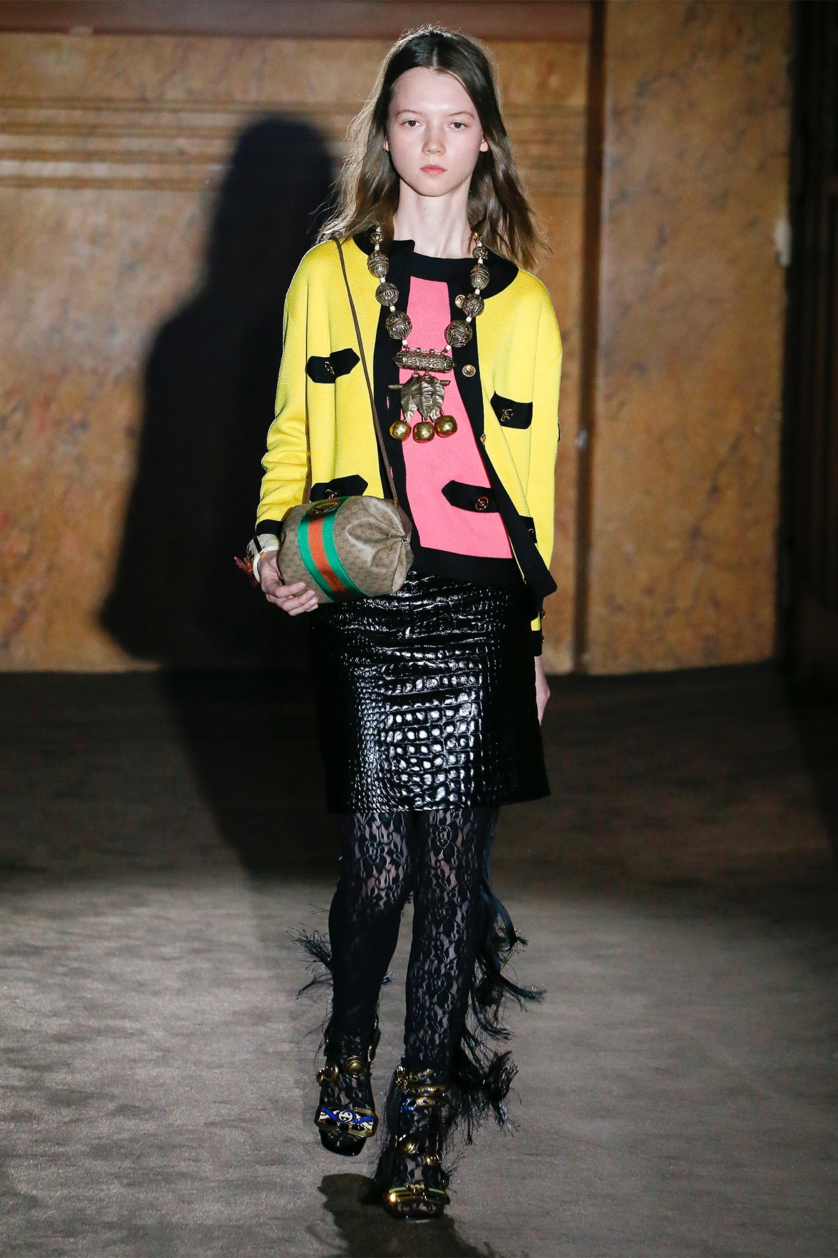 Spring Summer 2019 Fashion Show Looks | GUCCI