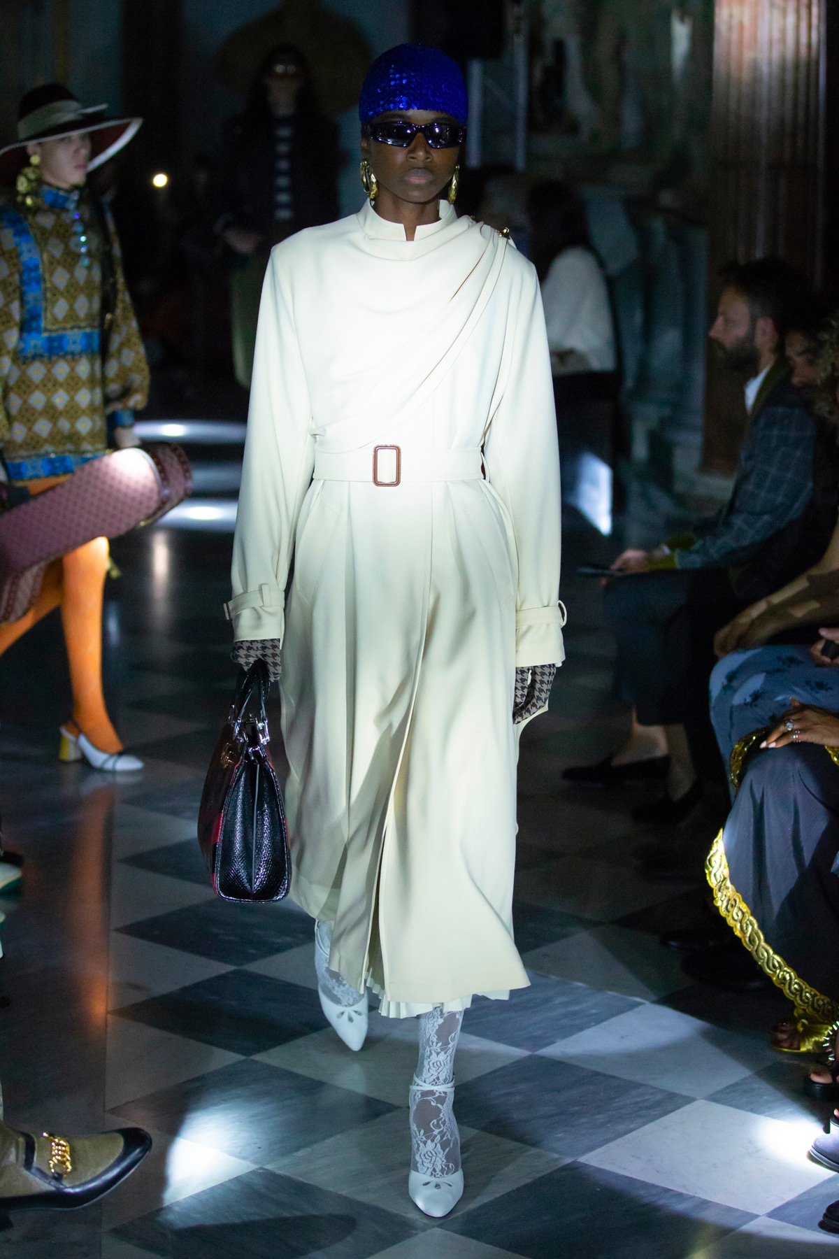 Tutti i look della collezione Gucci Cruise 2020. - Gucci Stories