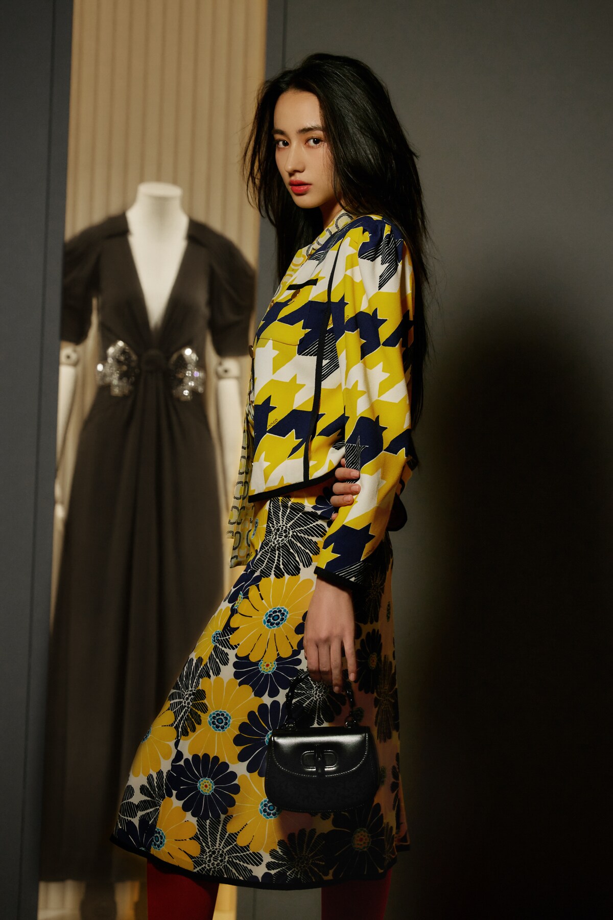 글로벌 브랜드 앰배서더들과 구찌를 사랑하는 사람들이 중국 상하이 웨스트 번드 아트 센터(the West Bund Art ...