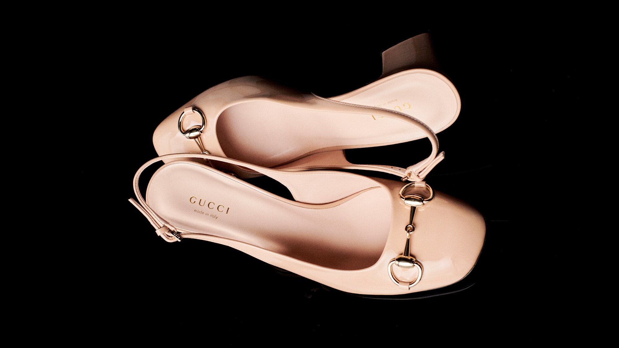 موقع GUCCI®SA‎ الرسمي | إعادة تعريف الموضة الراقية