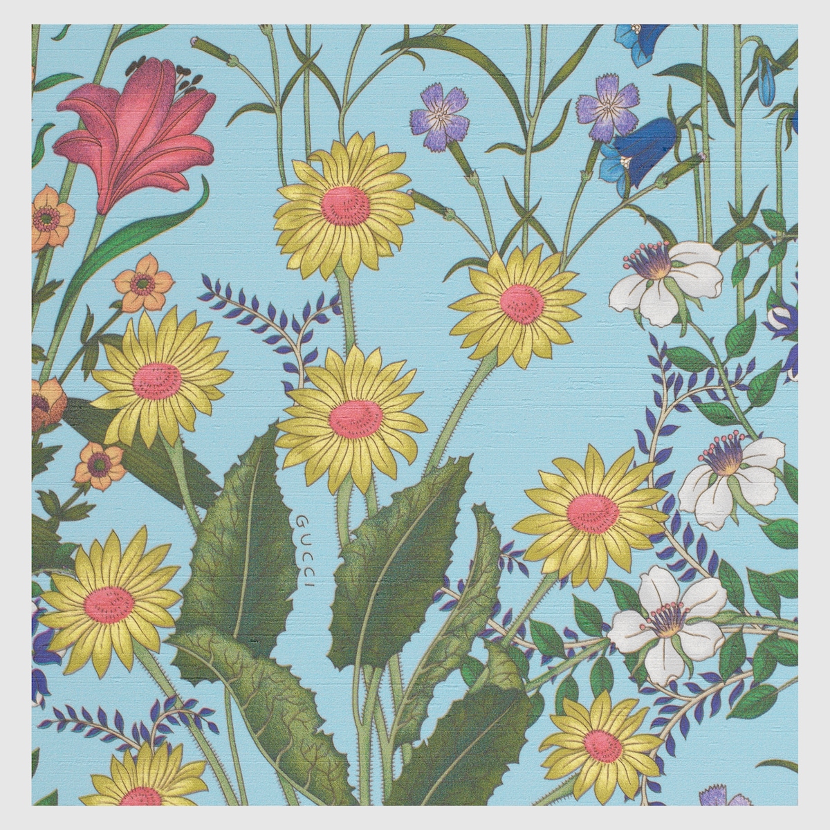 New Flora print wallpaper in light blue New Flora print | GUCCI® UK