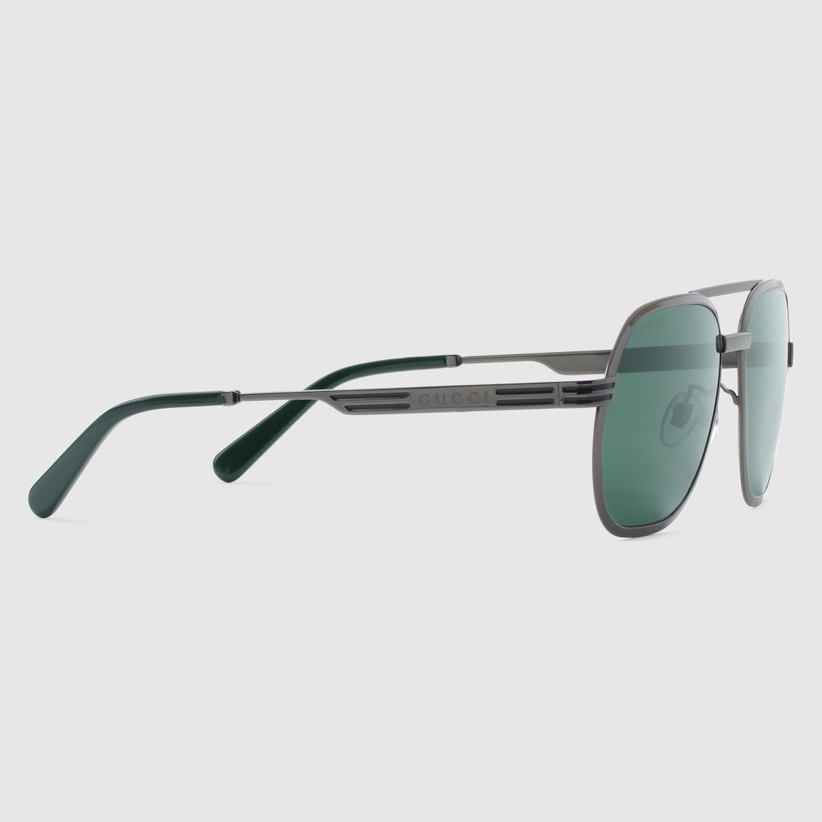 Navigator frame sunglasses in ruthenium metal | GUCCI® UK