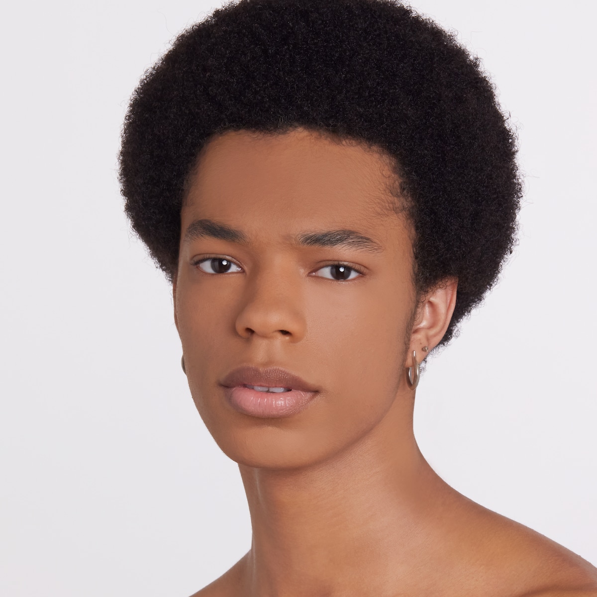 330W, Online Exclusive Éternité de Beauté SPF Foundation in 330W medium | GUCCI® US