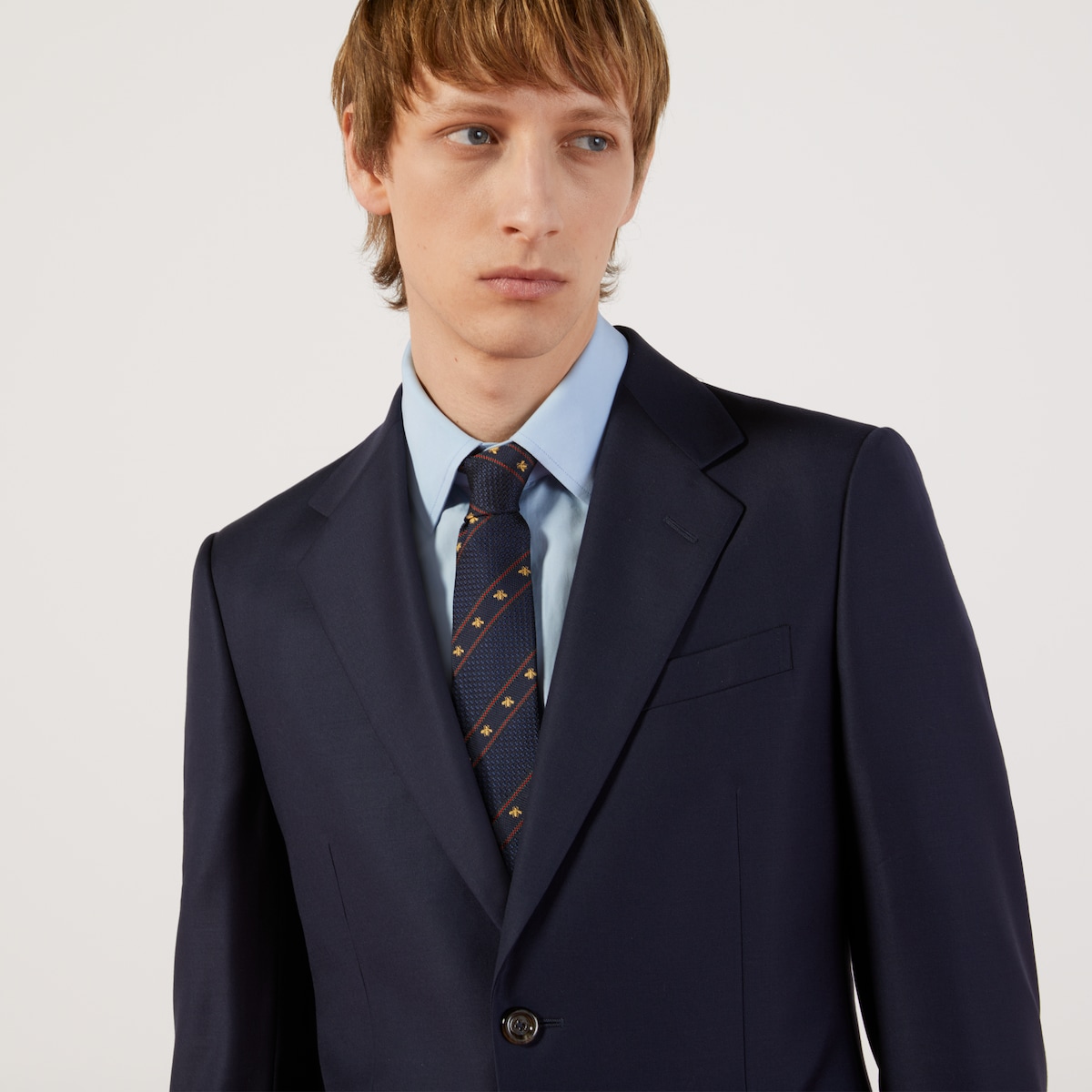 Bee and Web silk jacquard tie in midnight blue and red silk | GUCCI® US
