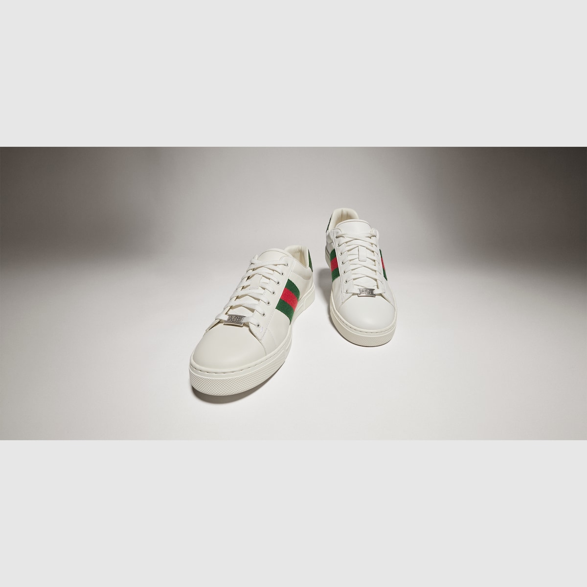 Sneakers Gucci Ace con tribanda Web para hombre en piel blanca | GUCCI® MX