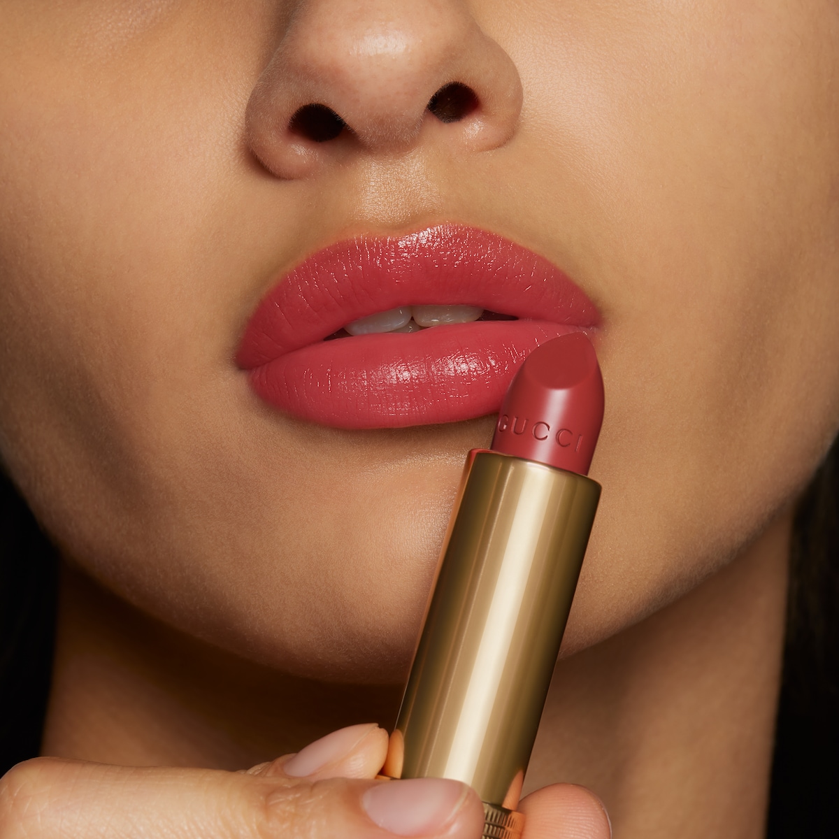 508 Diana Amber, Rouge à Lèvres Voile Lipstick | GUCCI® US