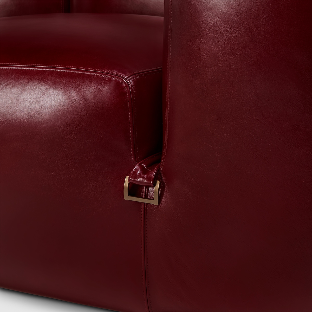 Tacchini x Gucci 'Le Mura' sofa in Rosso Ancora red leather | GUCCI® US