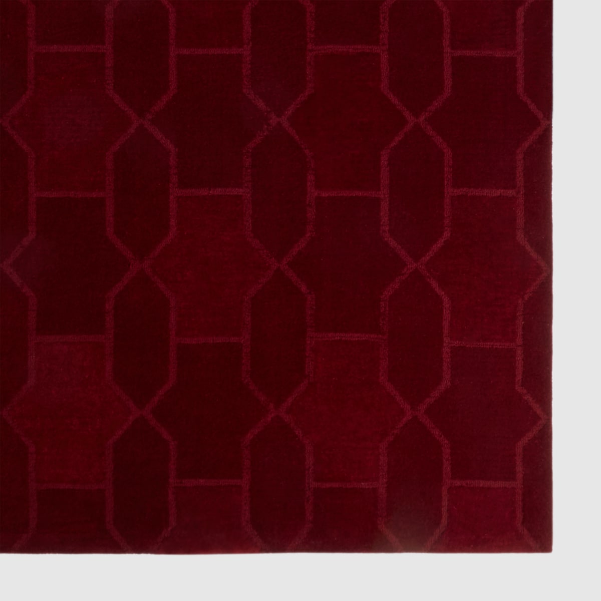 cc-tapis x Gucci 'Clessidra' rug in Rosso Ancora silk and wool | GUCCI® ZA
