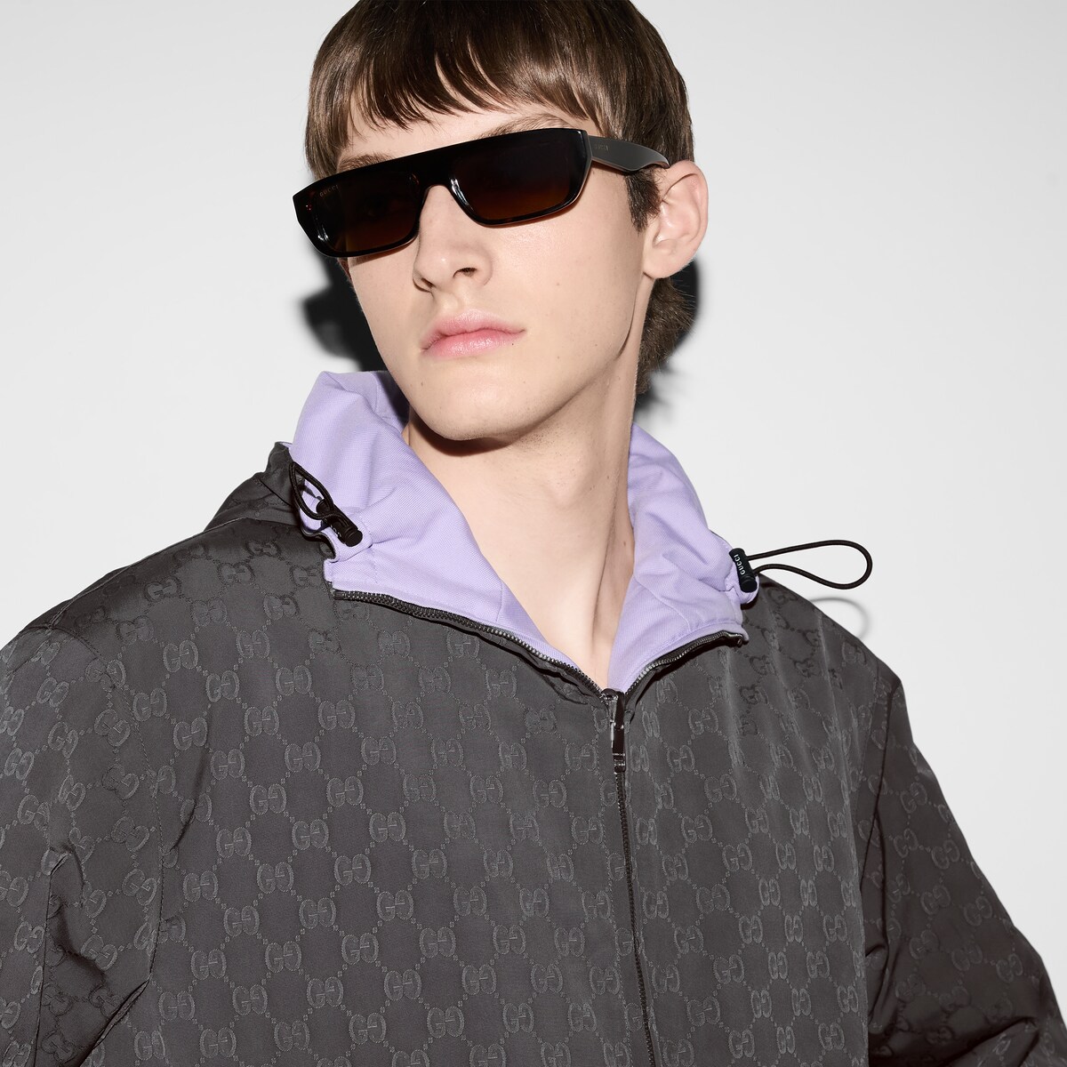 淺紫色及灰色雙面尼龍GG拉鏈外套 | GUCCI® 香港