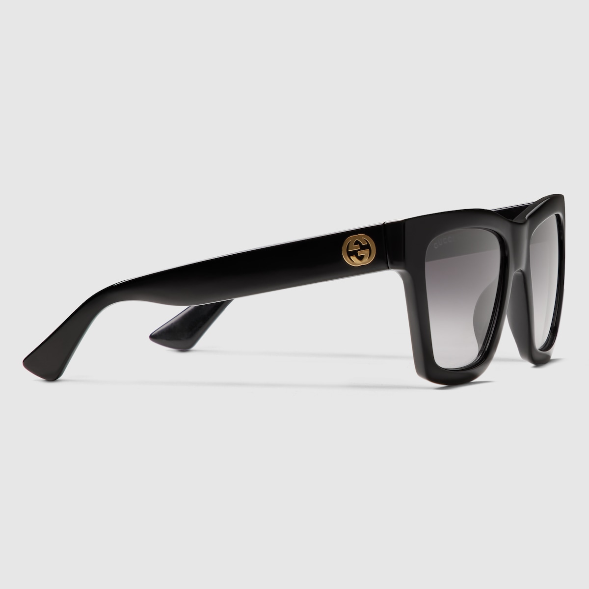 Cat eye sunglasses in black | GUCCI® AE