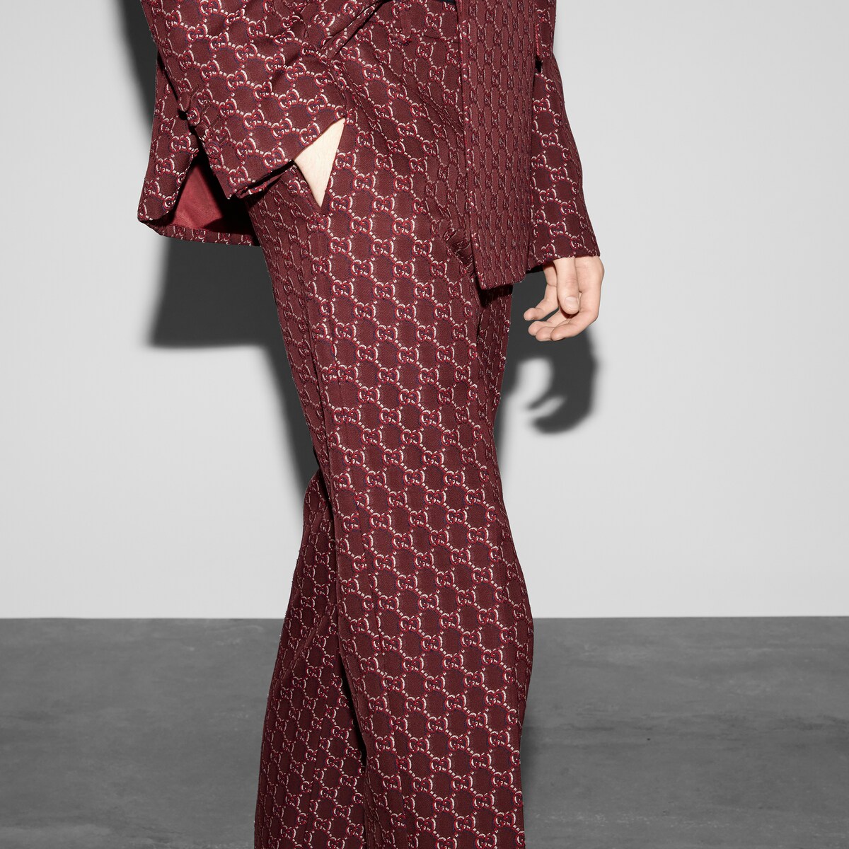 กางเกง Wool pant with GG Shadow inสี Rosso Ancora Red และสีขาว | GUCCI® TH