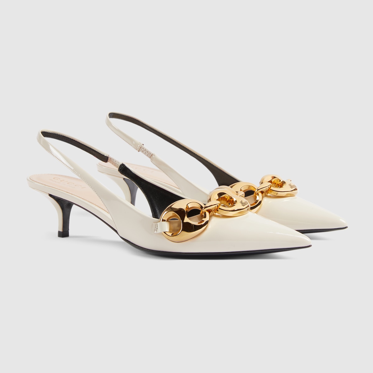 Zapato de salón Gucci Marina Chain para mujer en piel de charol marrón ...