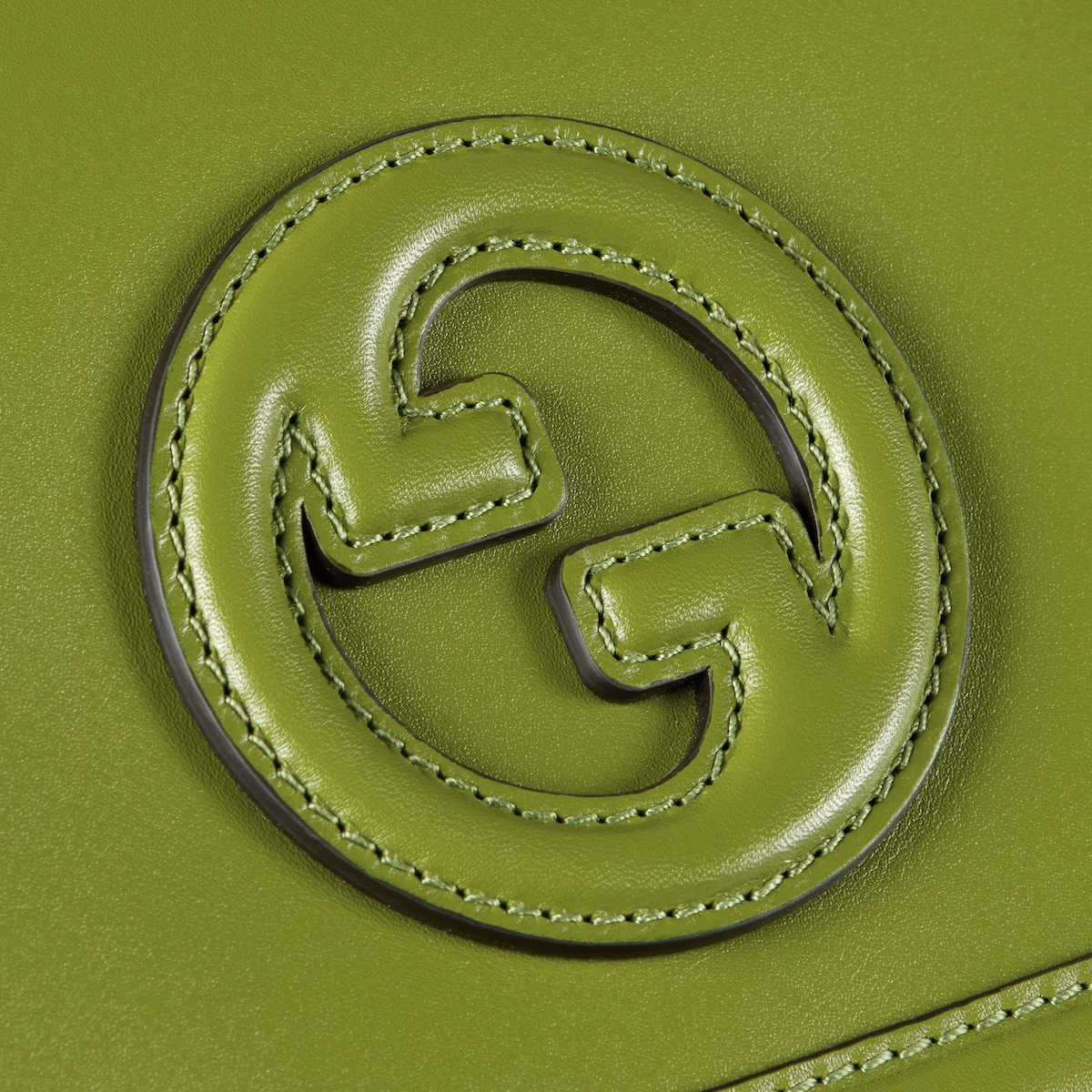 Gucci Blondie small top handle bag in green leather | GUCCI® NO