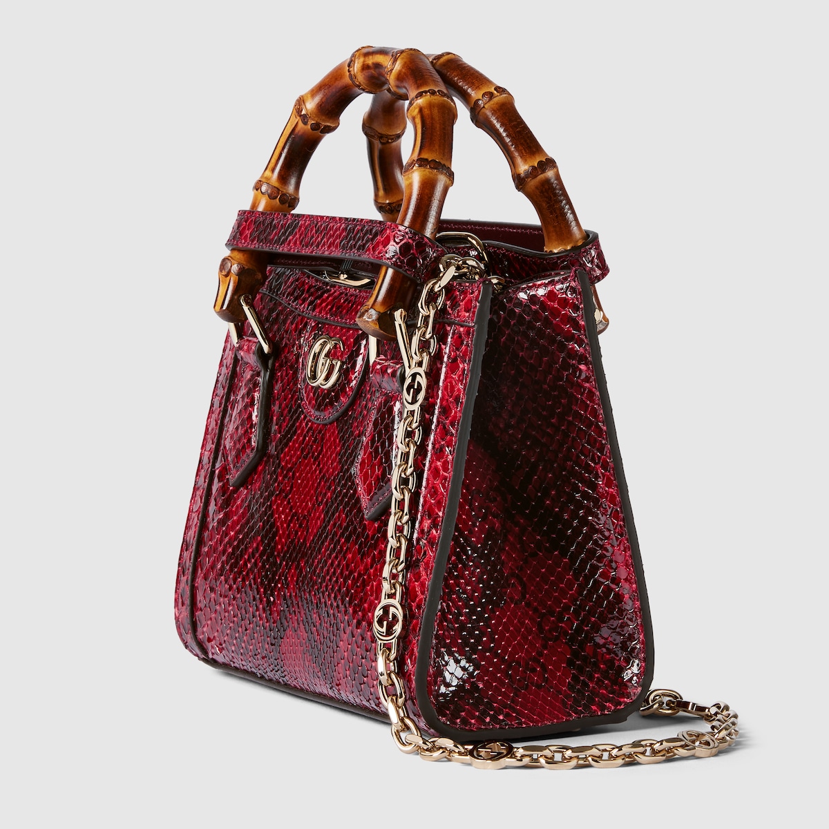 Mini cabas Gucci Diana en python en rouge Rosso Ancora | GUCCI® FR