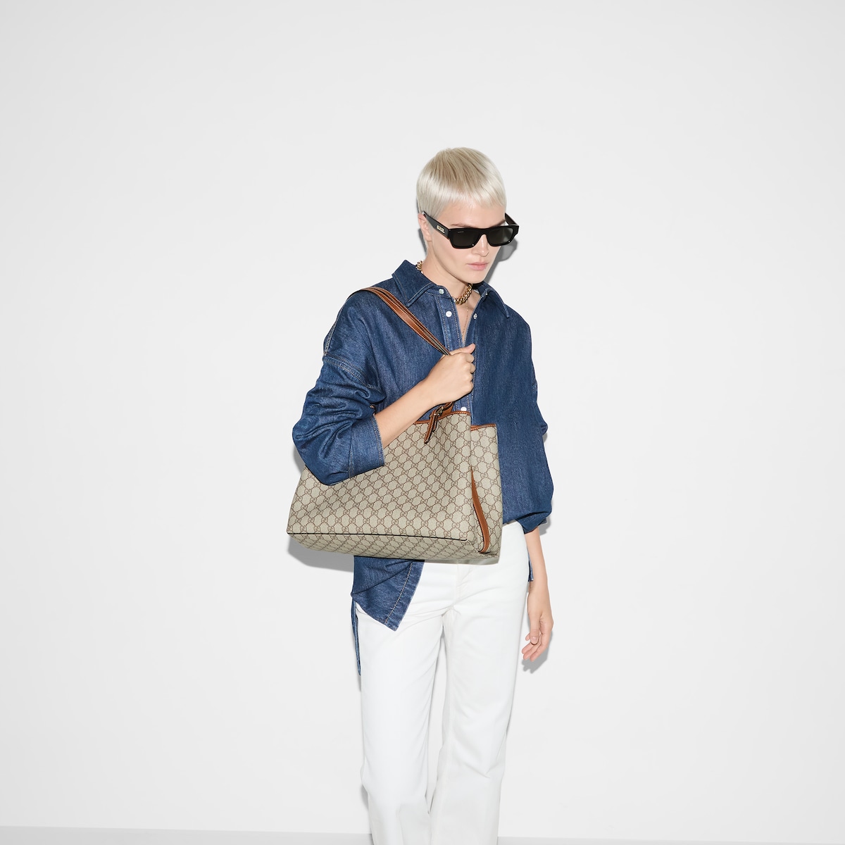 GG Emblem large tote bag in beige and dark brown fabric | GUCCI® MX