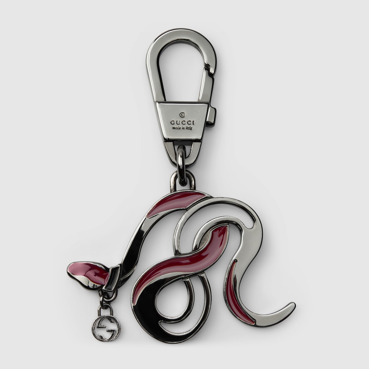 Snake keychain with Interlocking G in silver-toned metal | GUCCI® AE