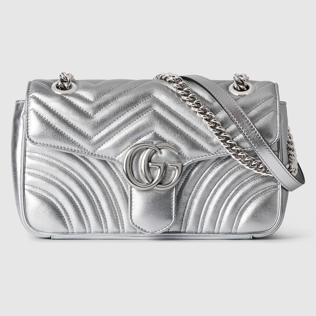 GG Marmont medium shoulder bag in metallic silver leather | GUCCI® US