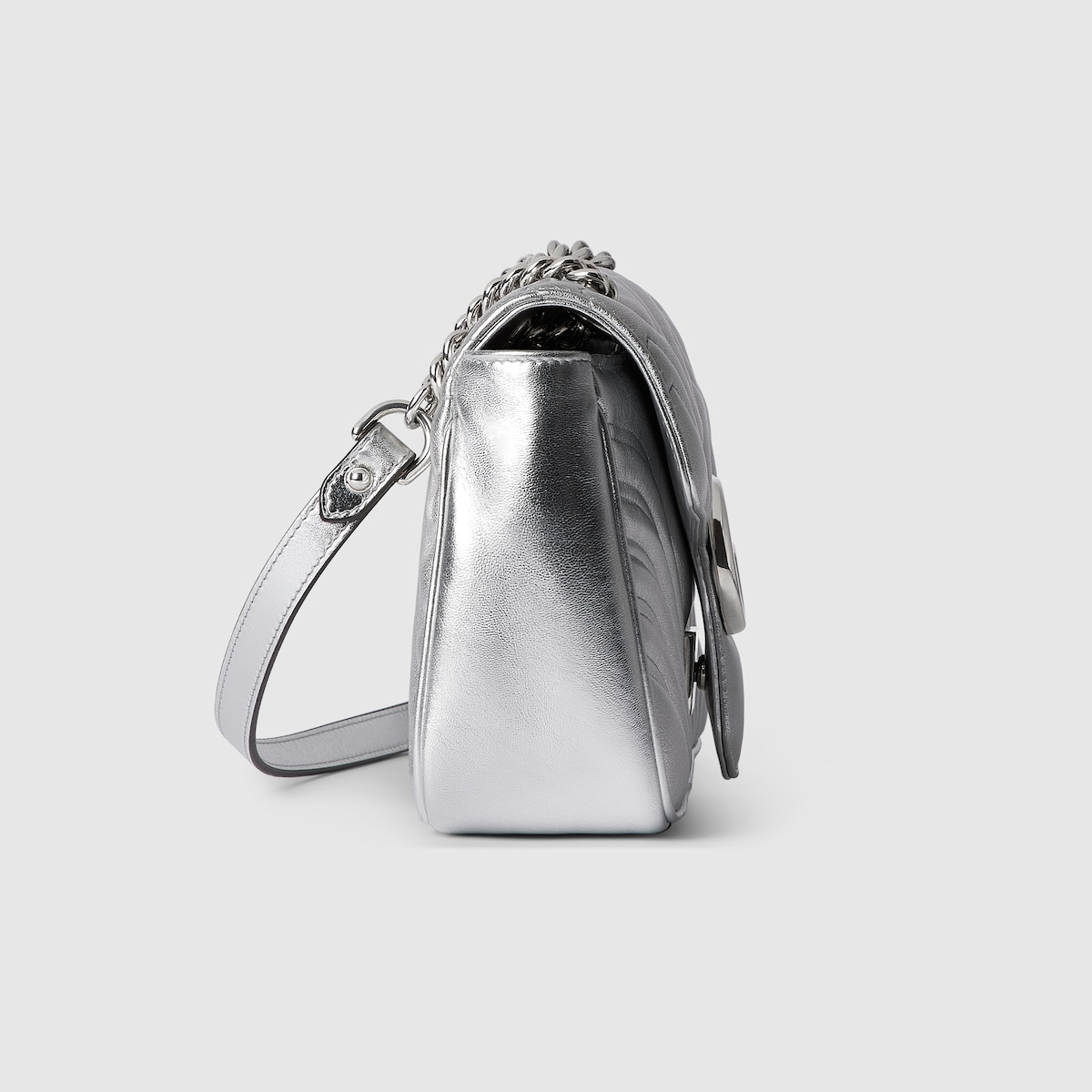 GG Marmont medium shoulder bag in metallic silver leather | GUCCI® US