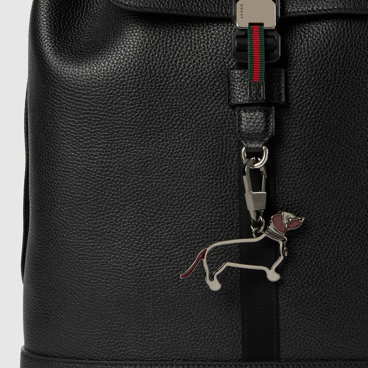 Dog keychain with Interlocking G in silver-toned metal | GUCCI® Australia