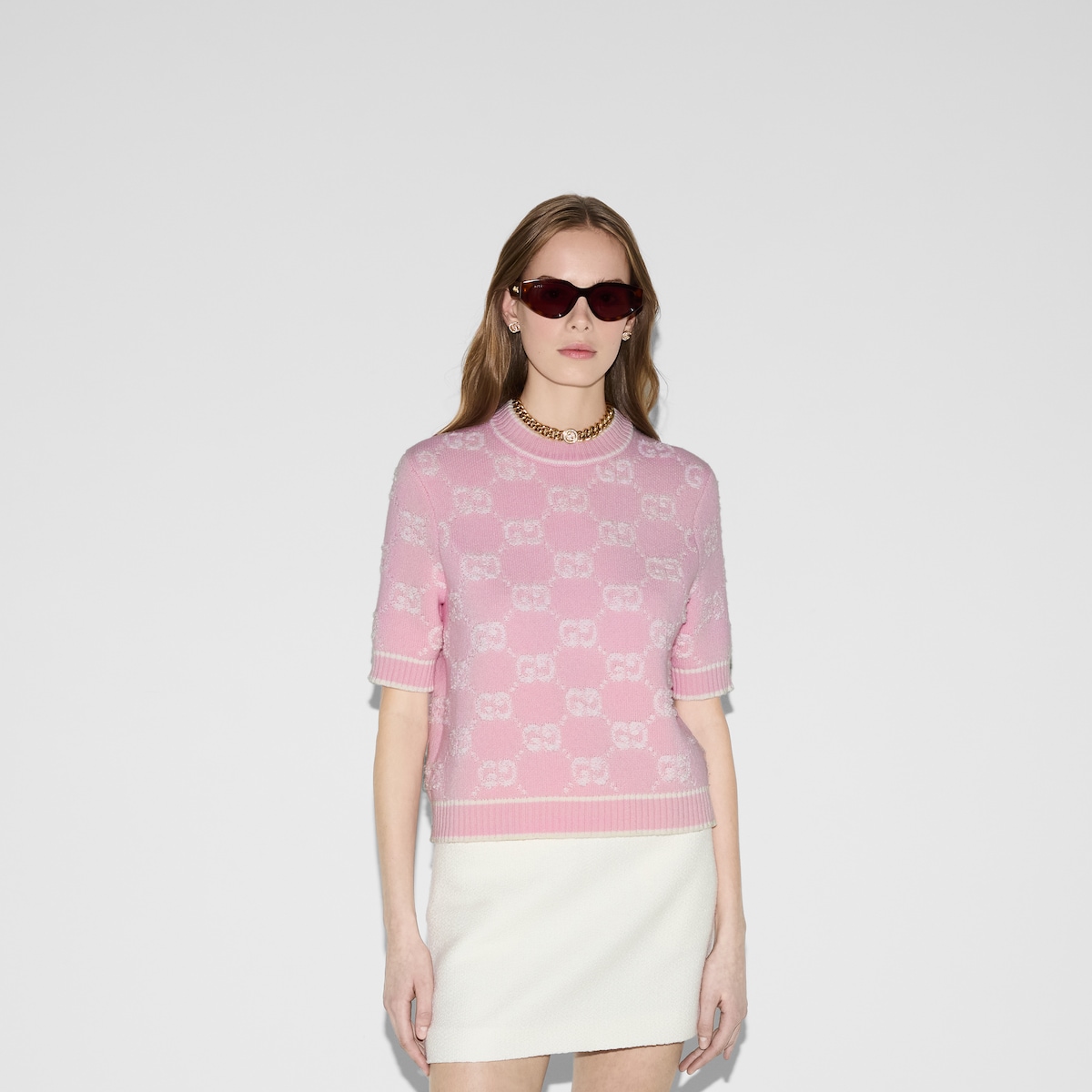 Maglia in lana jacquard GG bouclé in rosa chiaro e bianco | GUCCI® Italia