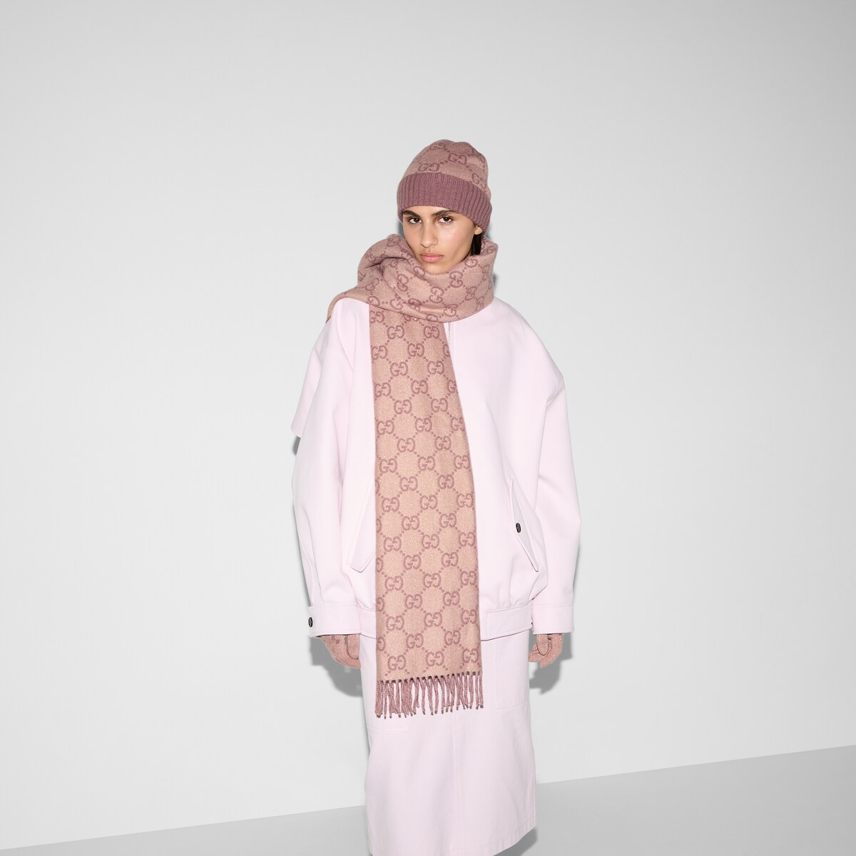 Cappello in cashmere GG lamé in marrone chiaro, beige e rosa | GUCCI® IT