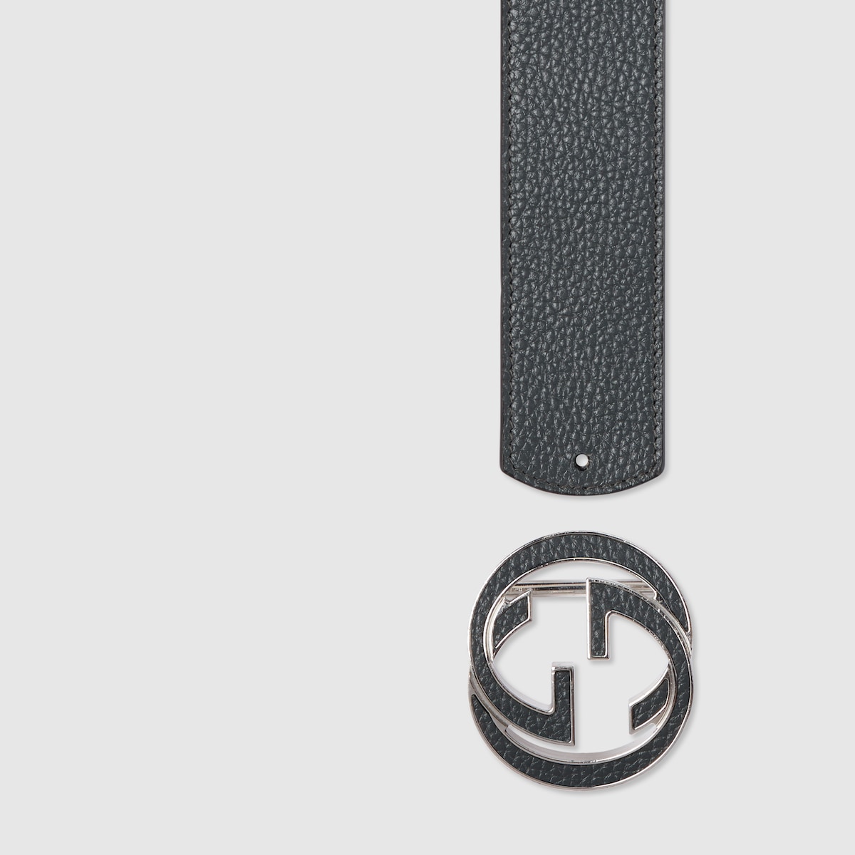 Cinturón reversible con hebilla de GG entrelazada inpiel gris y negra ...