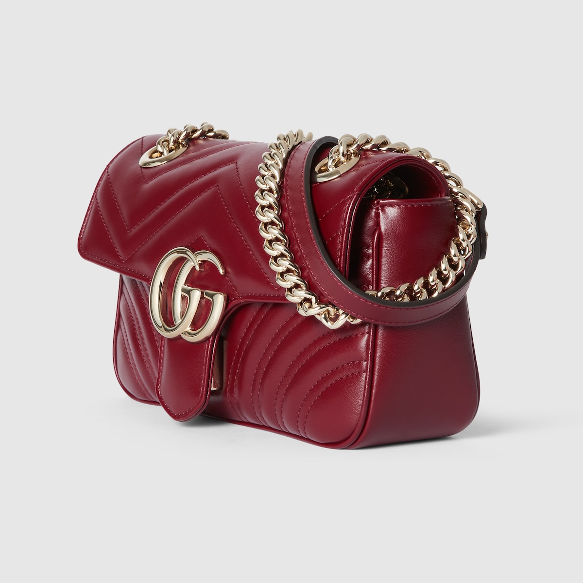 Bolso de hombro GG Marmont tamaño pequeño en Gucci Rosso Ancora | GUCCI® ES