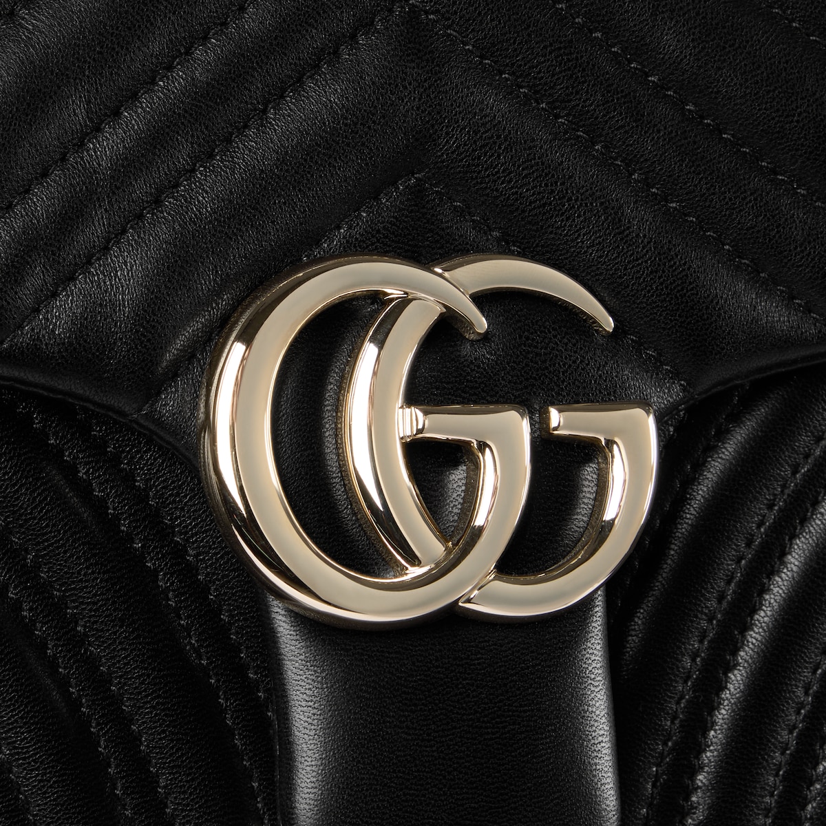GG Marmont medium shoulder bag in black leather | GUCCI® US