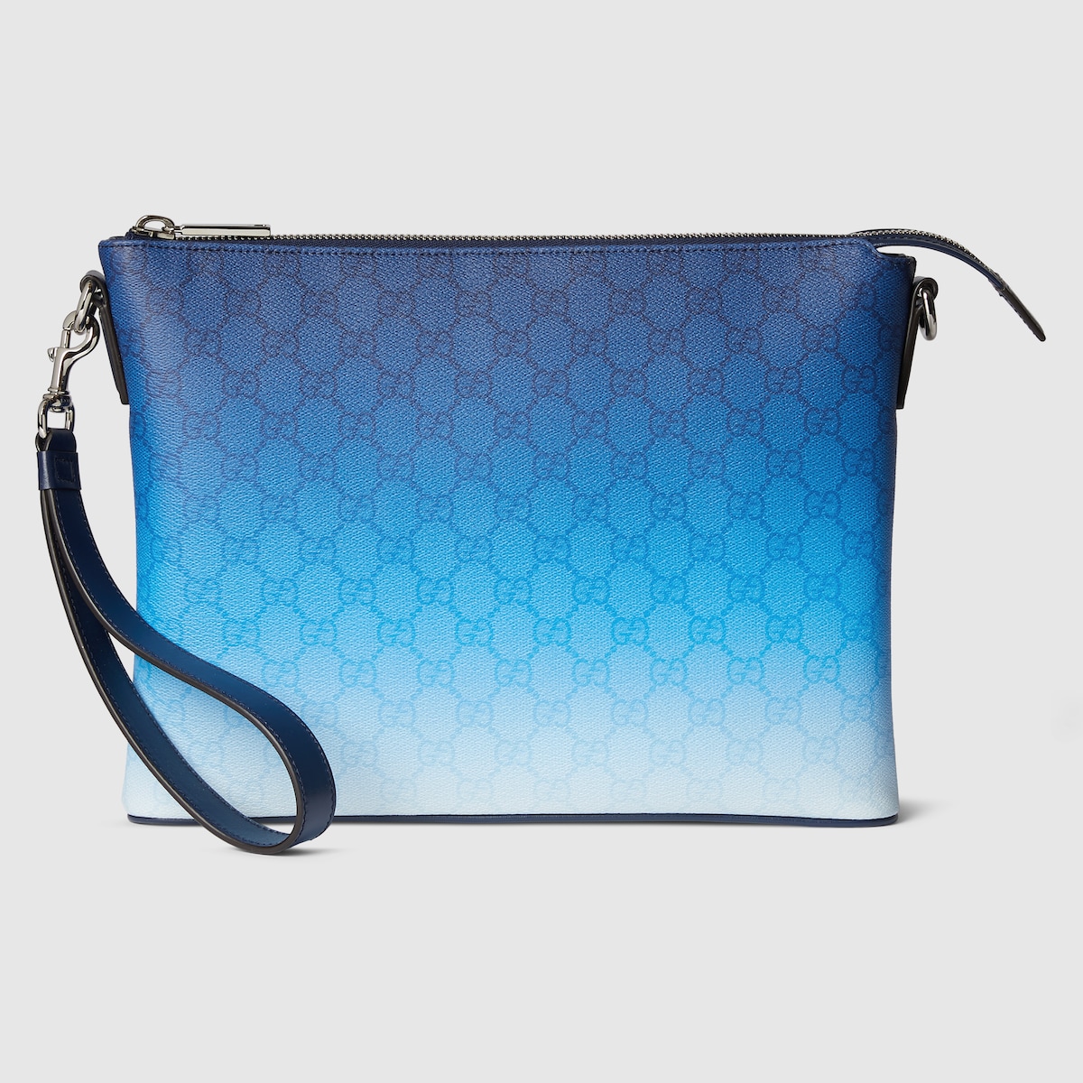 กระเป๋า Gucci Chroma medium pouch inผ้าสีฟ้าไล่สี | GUCCI® TH