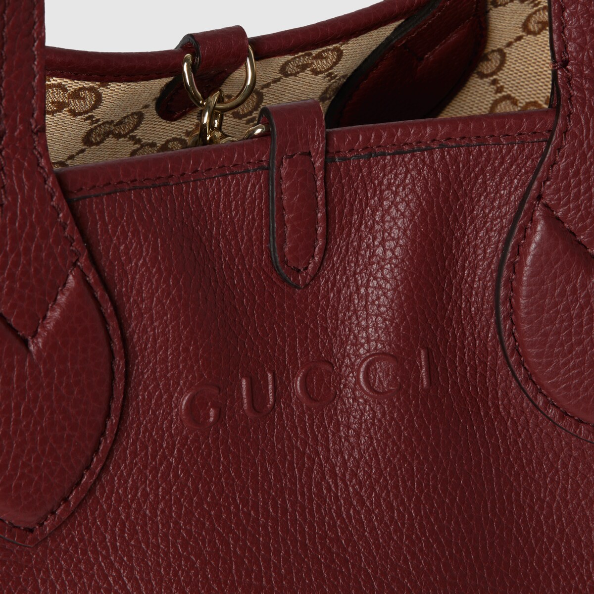 Gucci Totissima small reversible tote bag in Rosso Ancora red leather ...