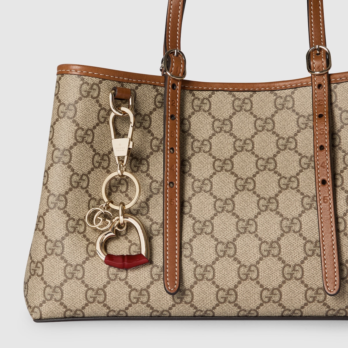 Heart-shaped keychain in Rosso Ancora red enamel | GUCCI® US