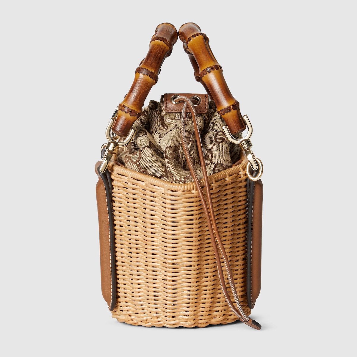 Wicker mini basket bag with bamboo in natural jute | GUCCI® PT