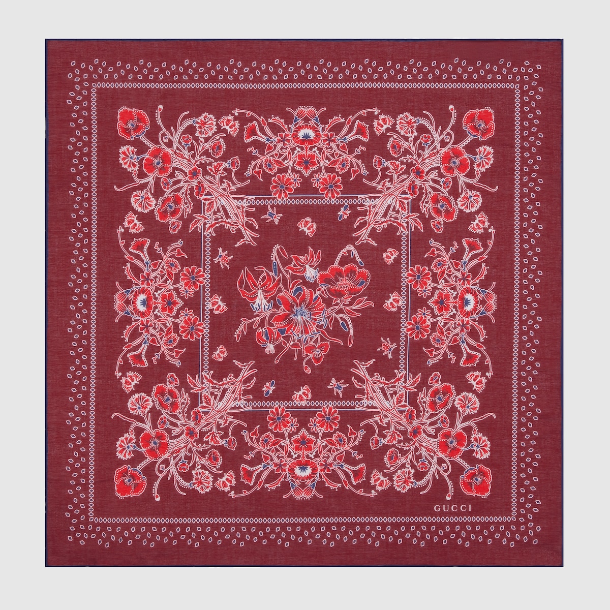 Printed cotton pocket square in bordeaux | GUCCI® UK